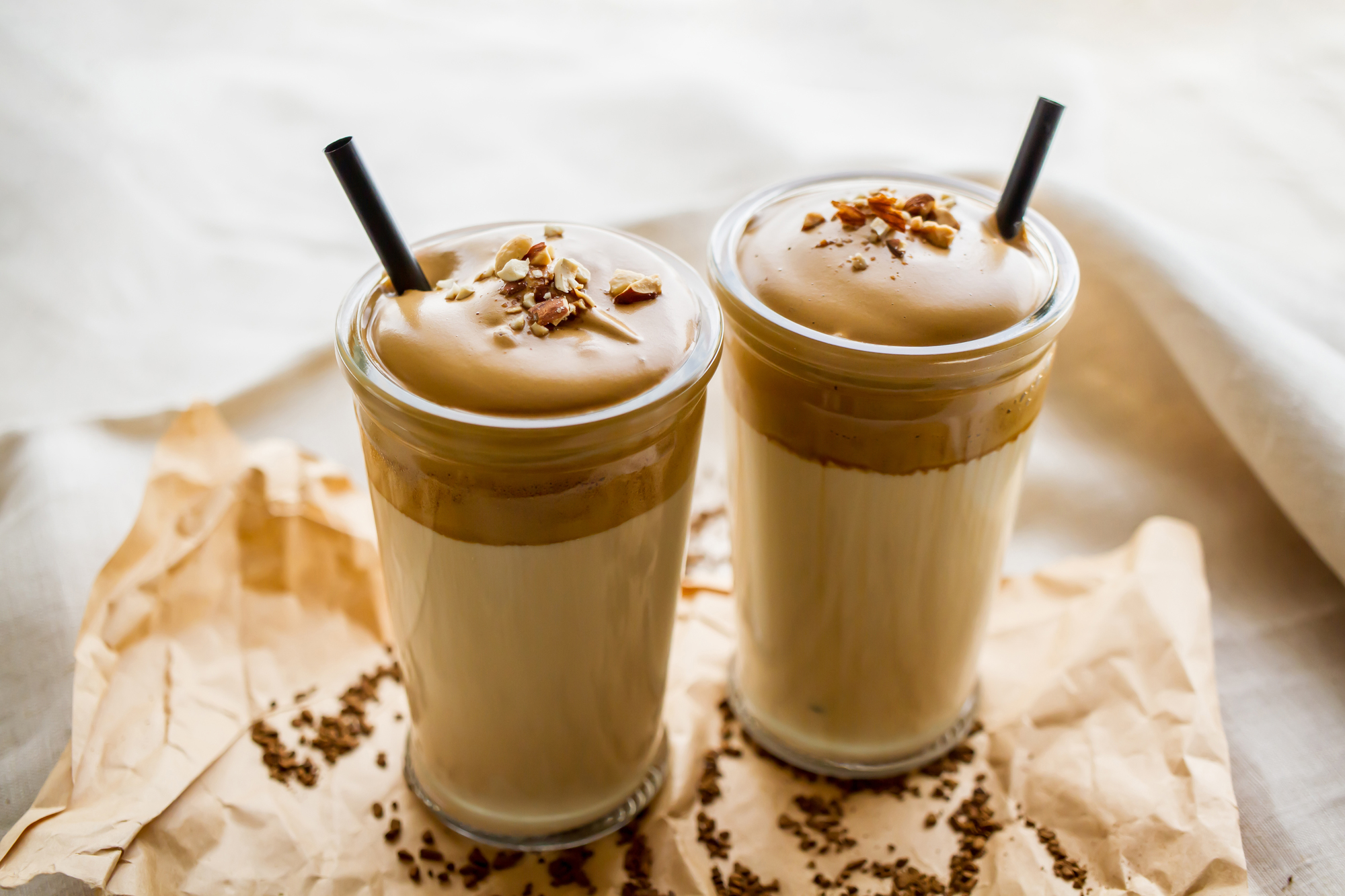 新感覚ラテ「ダルゴナコーヒー」とは？作り方やアレンジレシピを紹介 - kukuna coffee｜宮崎県初のクロッフル専門キッチンカーカフェ