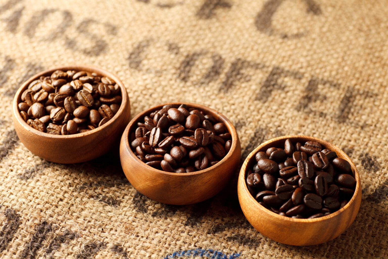 【一覧】杯数ごとのコーヒー豆の量｜美味しいコーヒーを淹れるコツとは - kukuna coffee｜宮崎県初のクロッフル専門キッチンカーカフェ